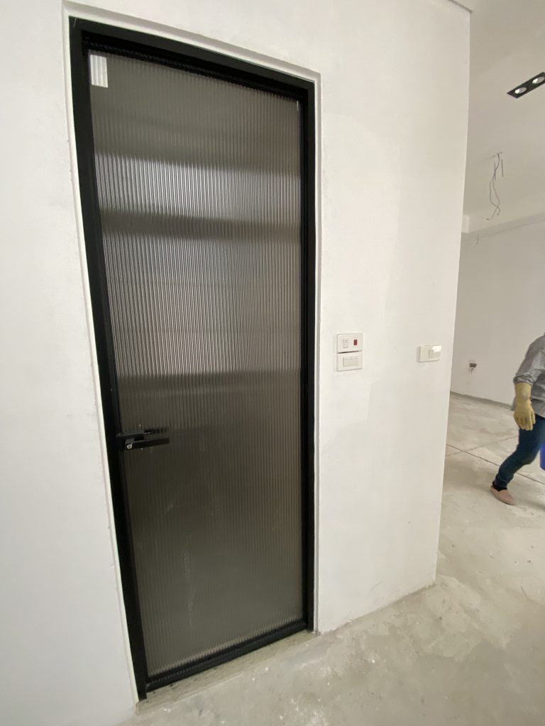 CỬA SLIM MỞ QUAY NGĂN PHÒNG - BEDOOR